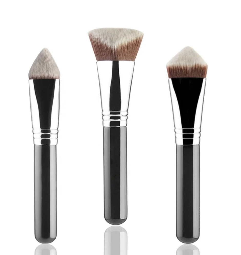 Serving Face Brushes – Lashing Out Glam