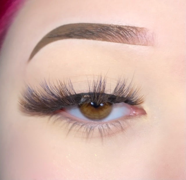 Iris Lash – Lashing Out Glam